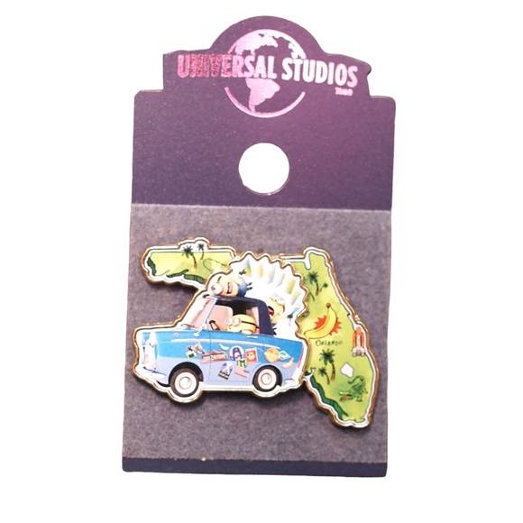 Universal | Other | Universal Studios Despicable Me Minion Destination ...